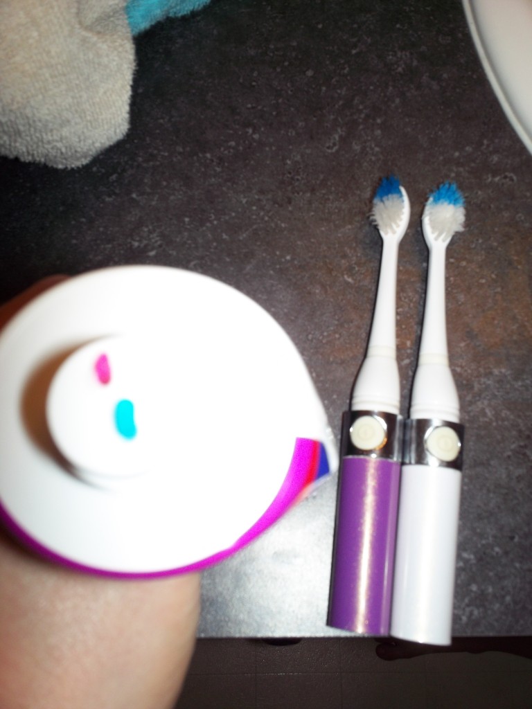 Vortex Color Changing Toothpaste | Emily Reviews