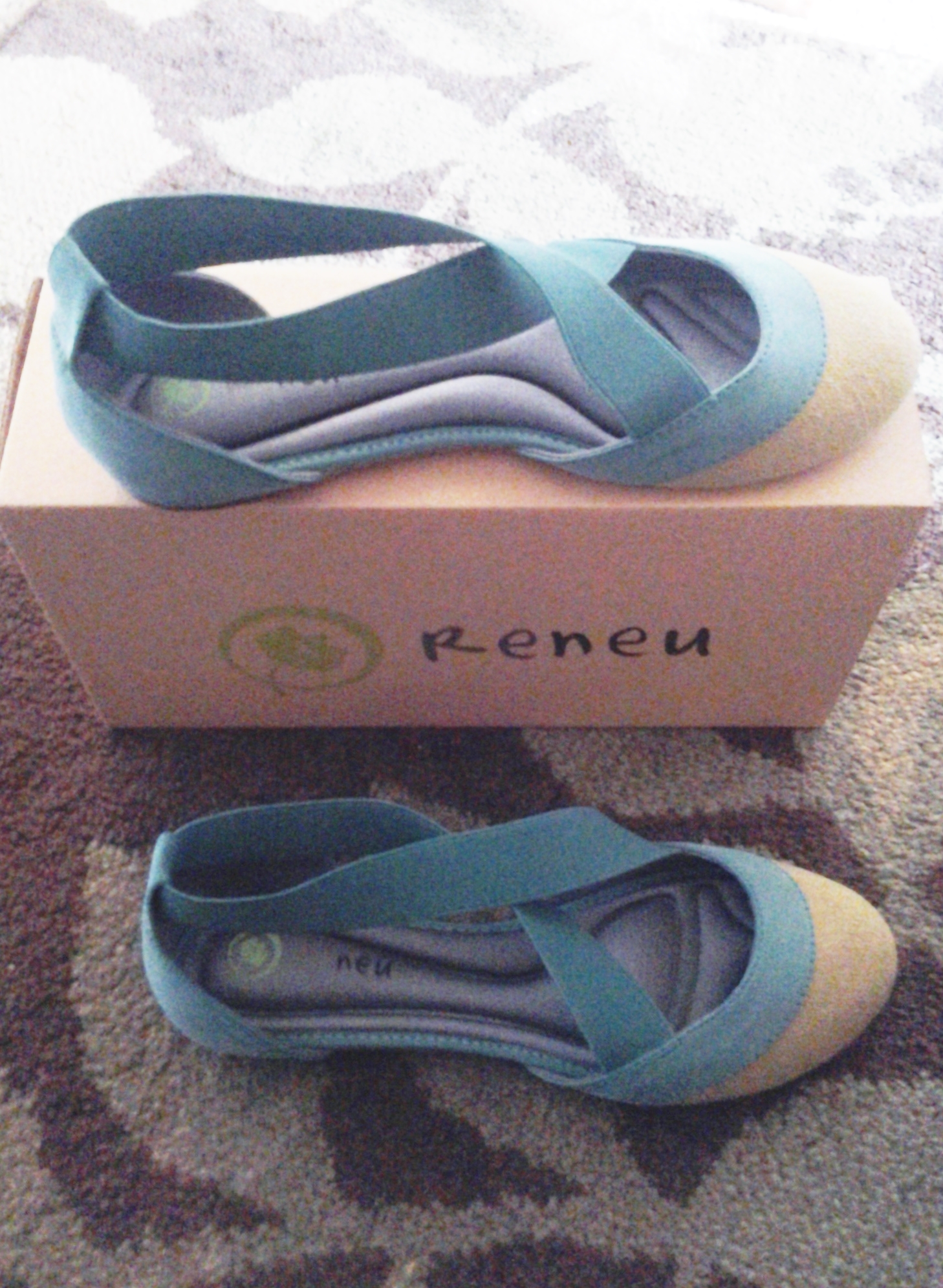 Reneu Hemp Shoes | Emily Reviews