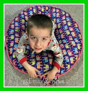 Pello ~ Luxe Floor Pillow Review & Giveaway (US/Canada) 4/2 | Emily Reviews