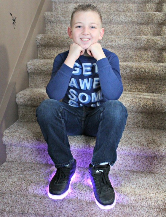 Neon Kyx Low Top LED Sneakers {Holiday Gift Idea} | Emily Reviews