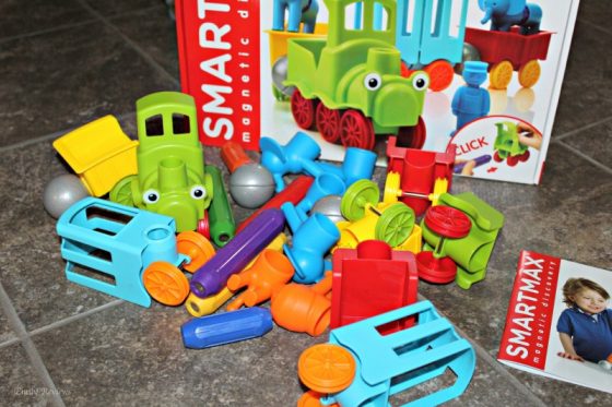 SmartMax Magnetic Discovery Play Sets + Giveaway (US) 6/5 | Emily Reviews