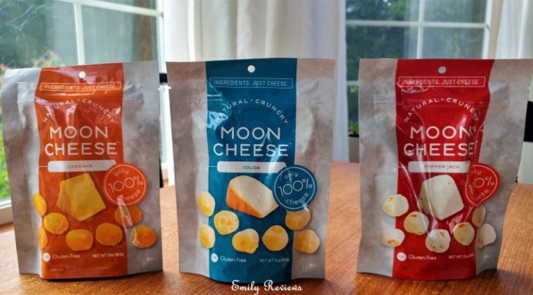 Moon Cheese - 100% REAL Cheese Snack ~ Review | Emily Reviews