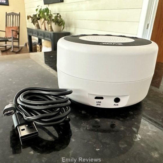 ZVOX AV70 Portable Bluetooth AccuVoice Speaker ~ Review & Giveaway US 6 ...