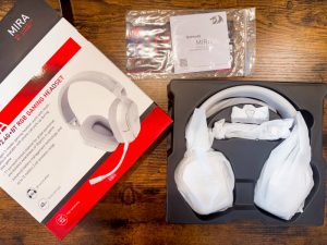 Redragon MIRA H868 Gaming Headset Review + Giveaway | Emily Reviews